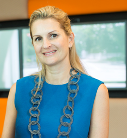 PORTRAIT D'ALUMNI : ANNE LEPISSIER ISG 98,MICROSOFT GENERAL MANAGER ...
