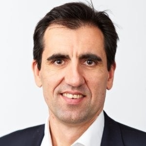 PORTRAIT D'ALUMNI : STEPHAN CARON ISG 91, EX CHAMPION OLYMPIQUE ET ...